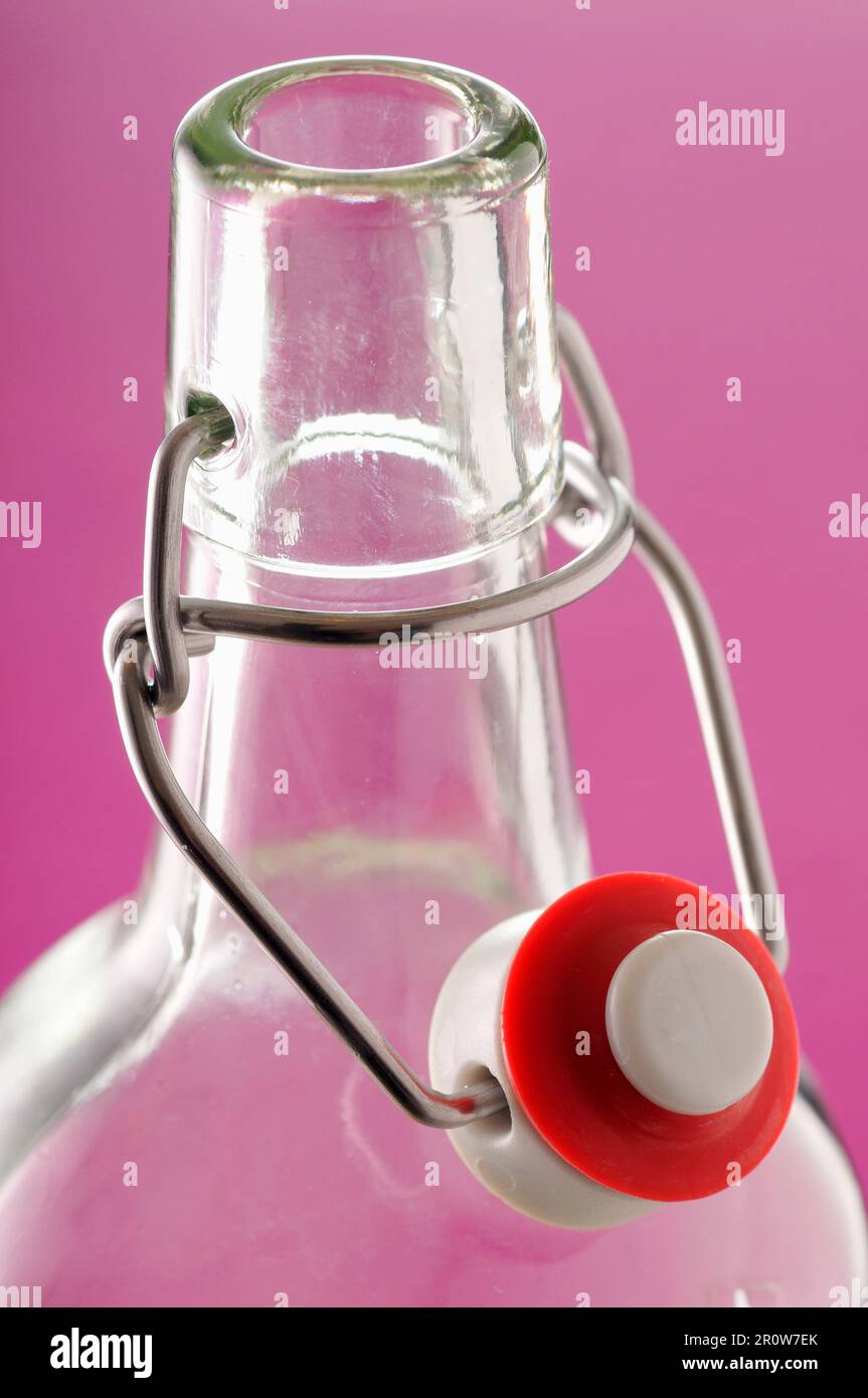 Neck of a glass bottle Stock Photo - Alamy