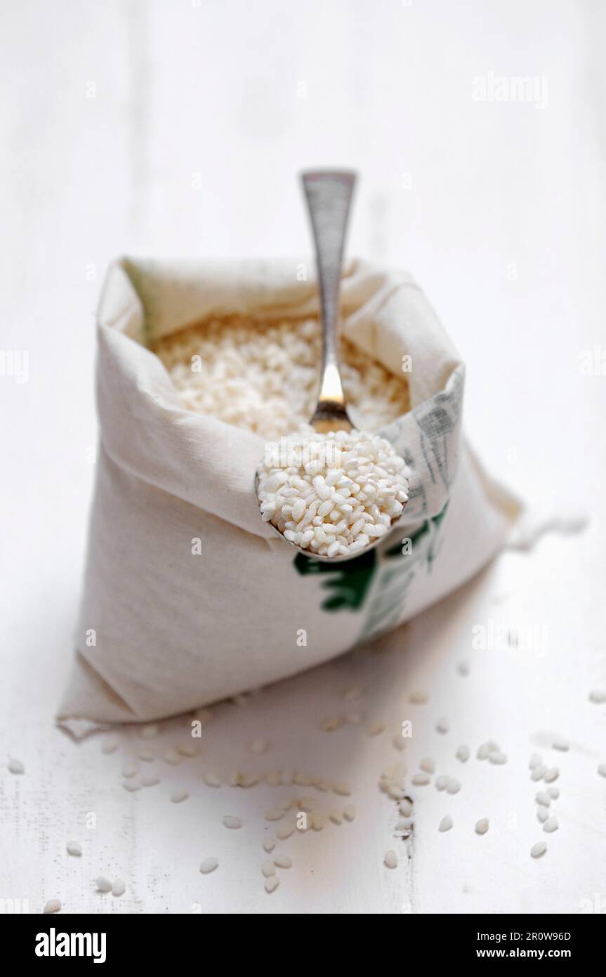 Bag of Carnaroli rice for risotto Stock Photo - Alamy