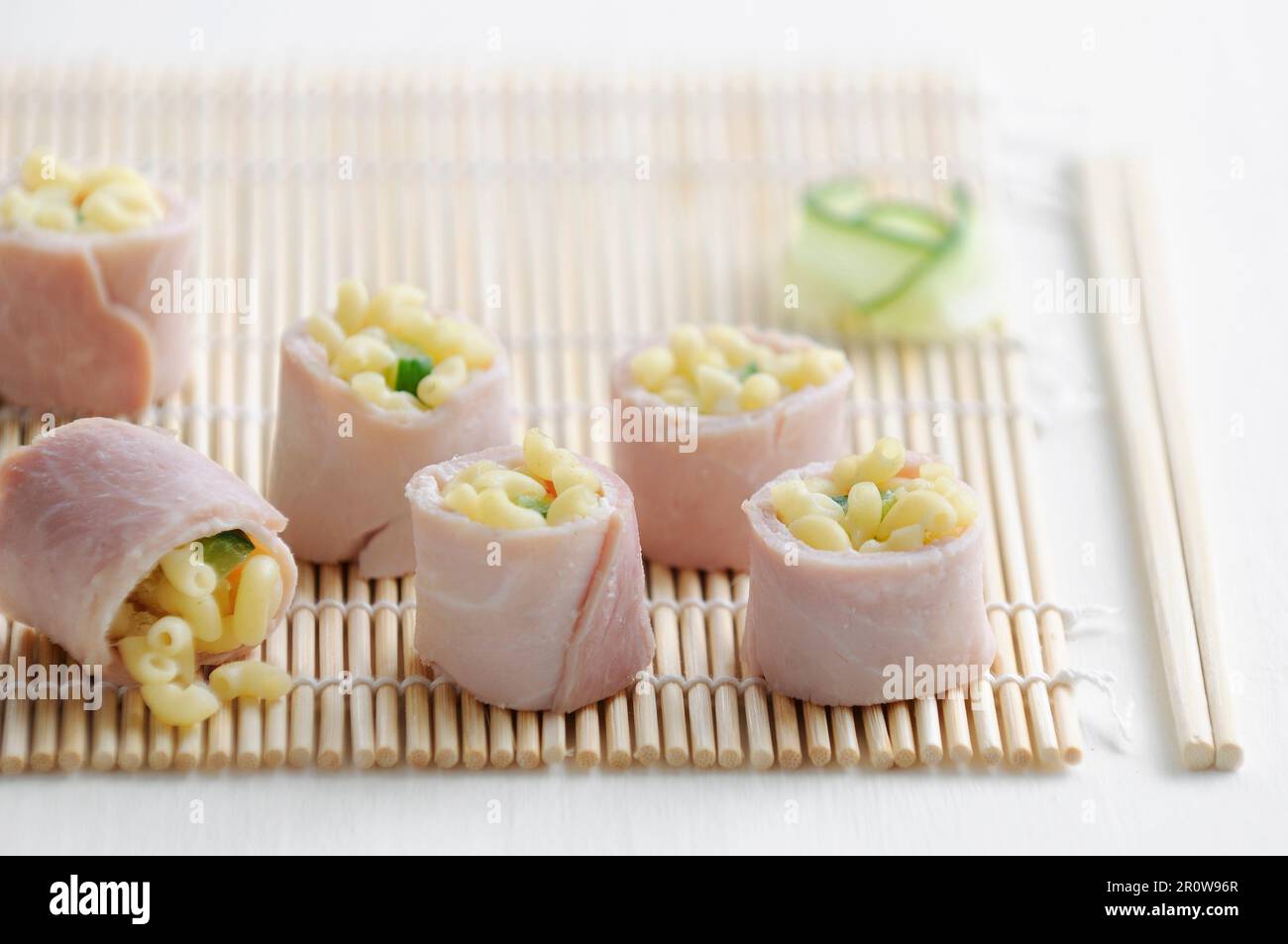 Boiled ham and shell pasta Makis Stock Photo - Alamy