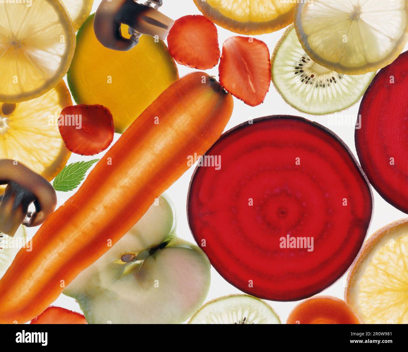 Thin slice apple orange hi-res stock photography and images - Alamy