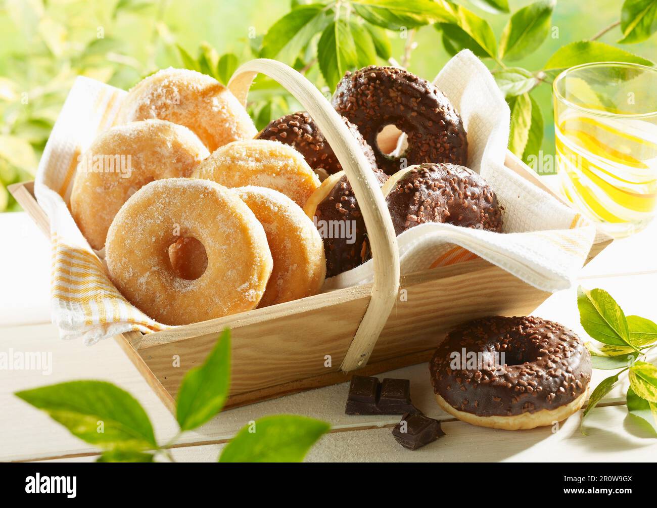 American doughnut tradition hi-res stock photography and images - Alamy