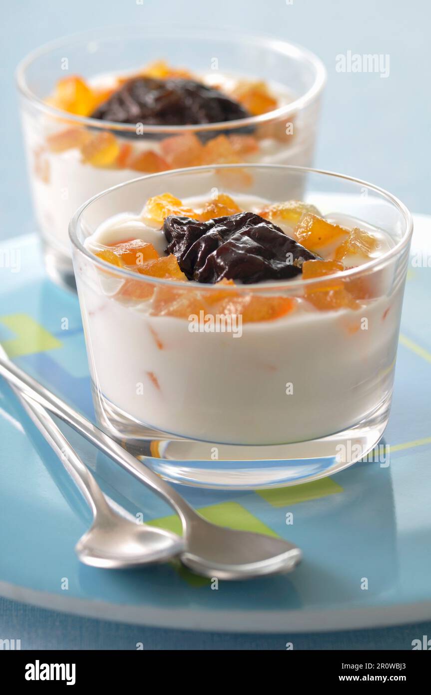 Prune colored hi-res stock photography and images - Alamy