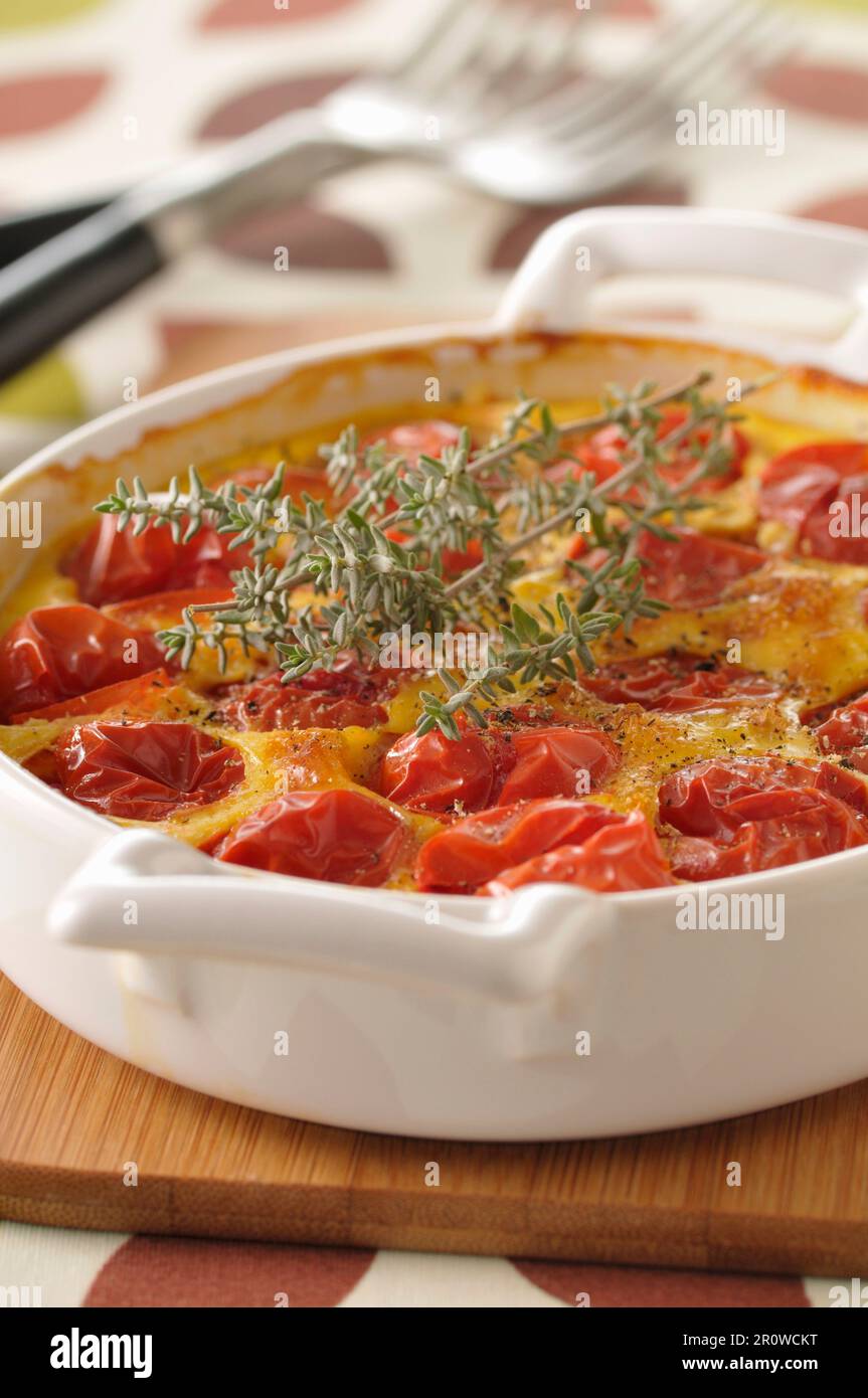 Tomato and thyme hi-res stock photography and images - Alamy