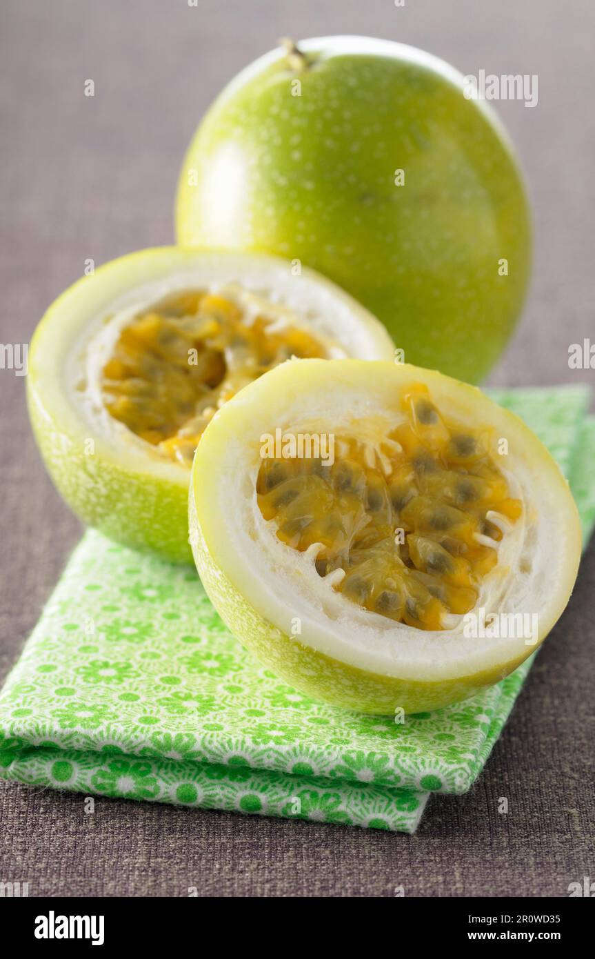 Maracuja recipe hi-res stock photography and images - Alamy