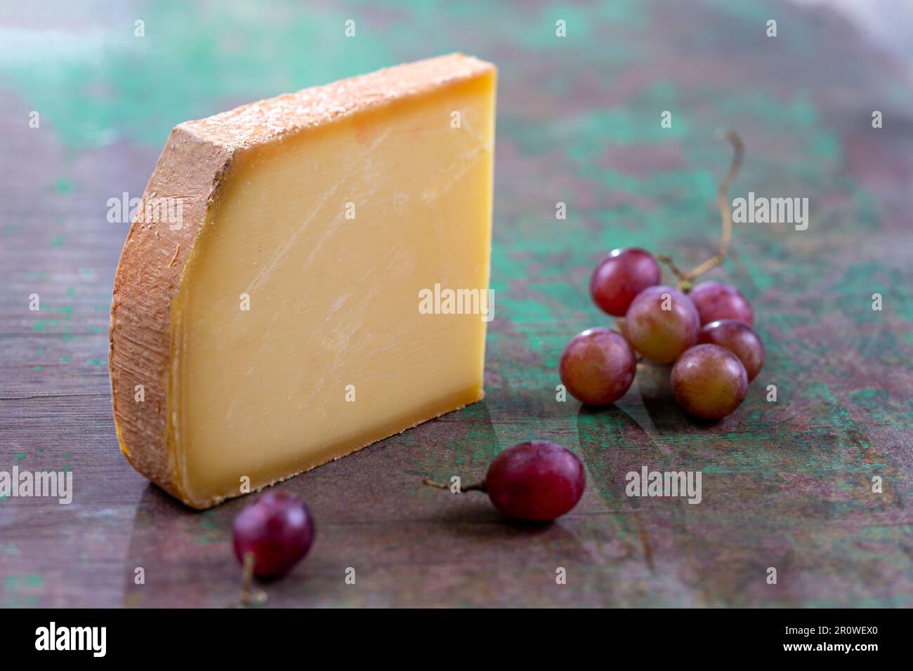 Unpasteurised cheeses hi-res stock photography and images - Alamy
