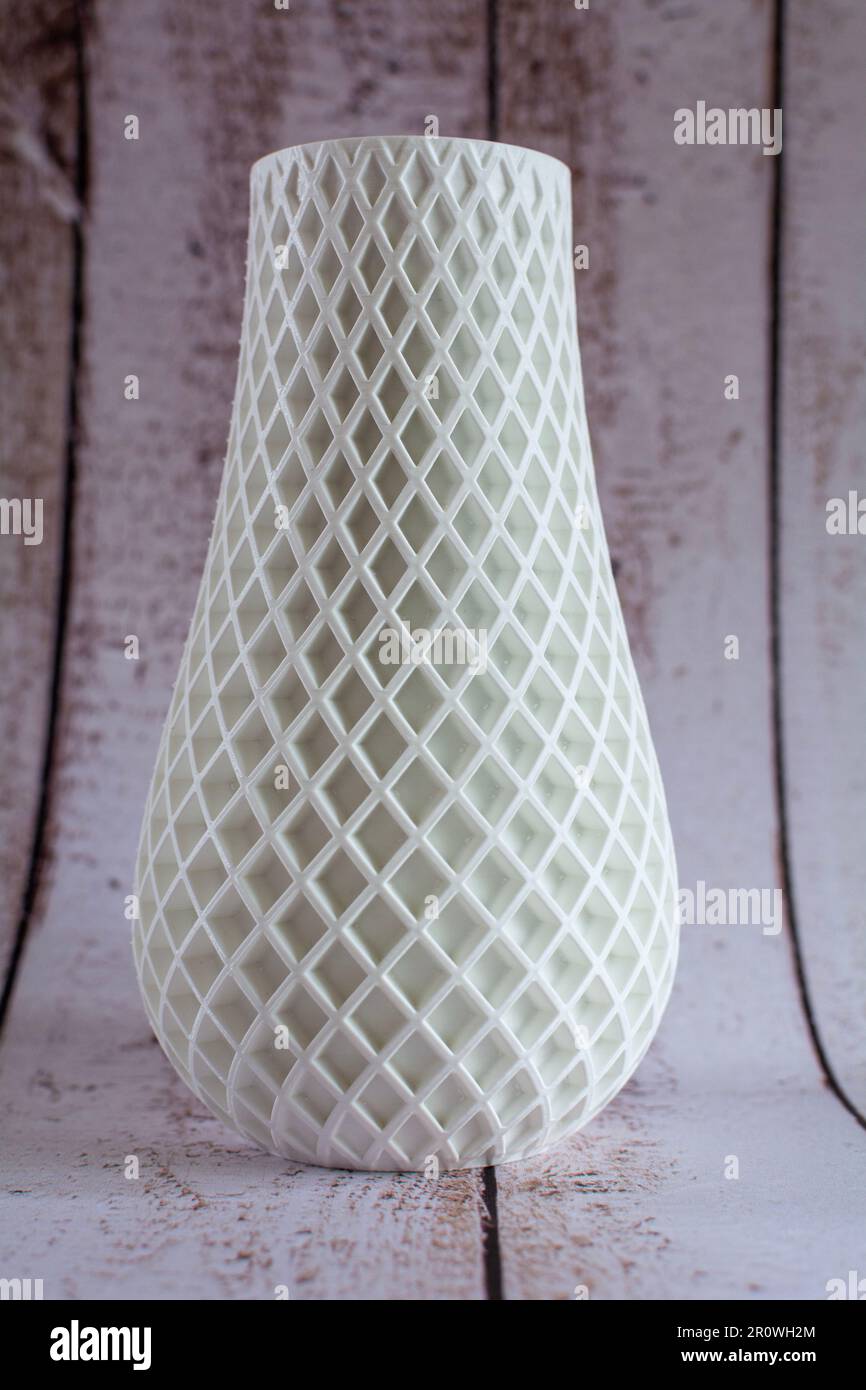 3d printer printing vase hi-res stock photography and images - Alamy