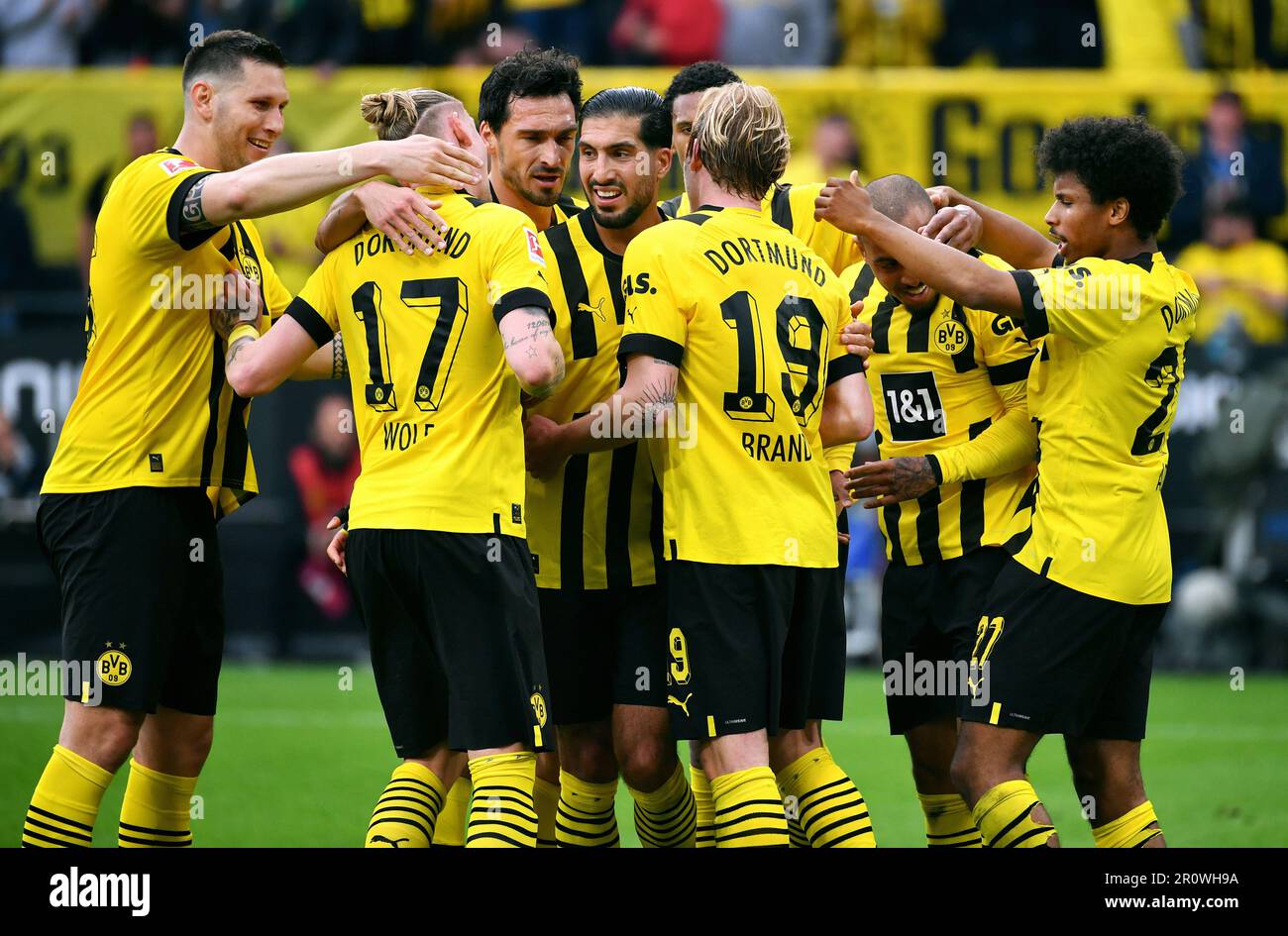 Bvb 2022 team hi-res stock photography and images - Alamy