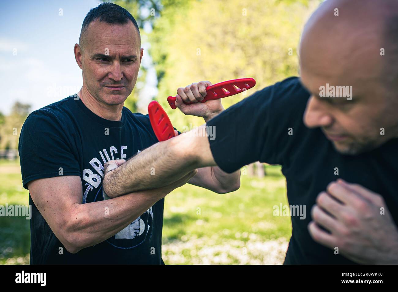 Knife attack self-defense. Techniques of disarming knife attacker ...