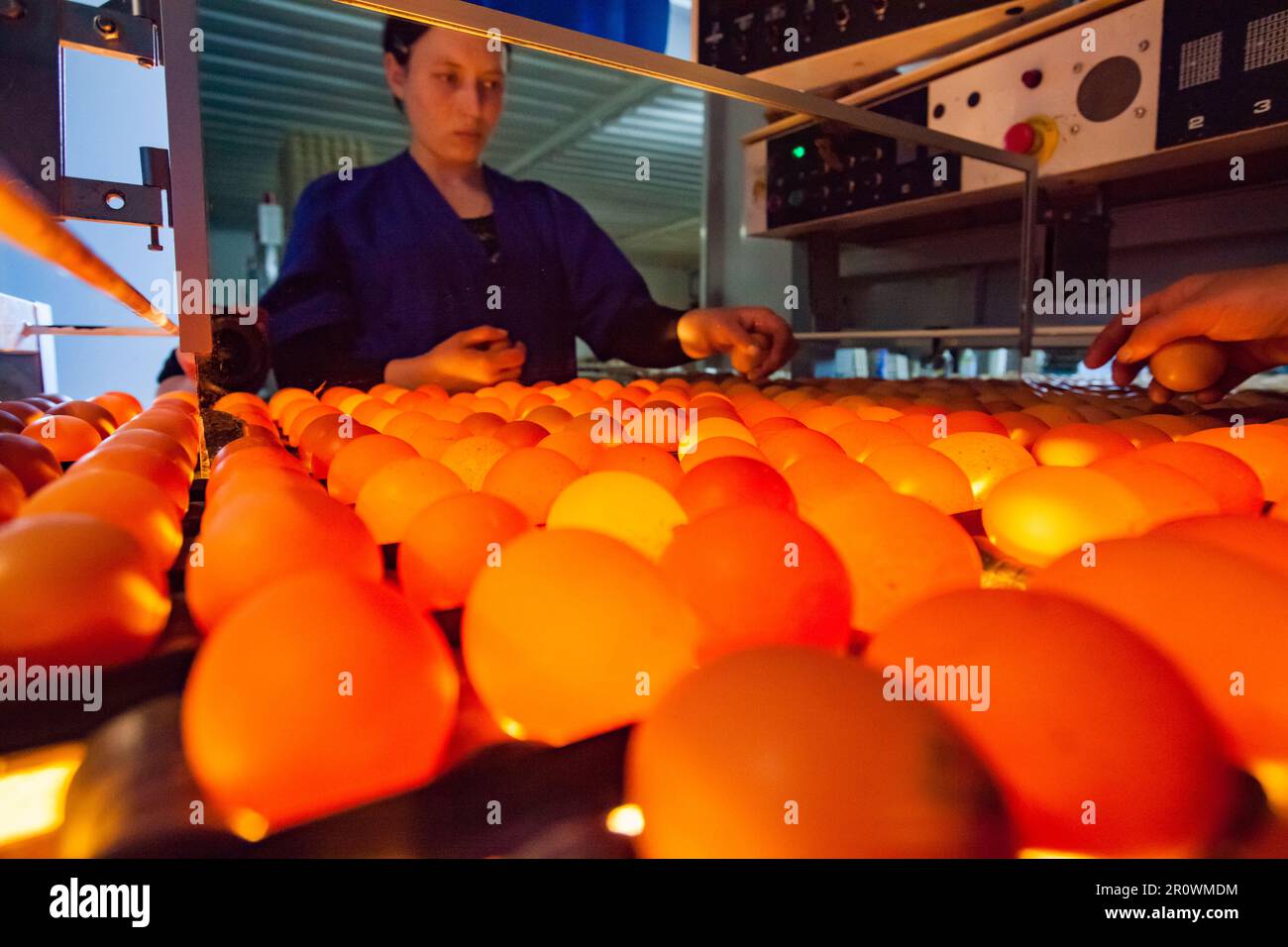 North light factory hi-res stock photography and images - Alamy