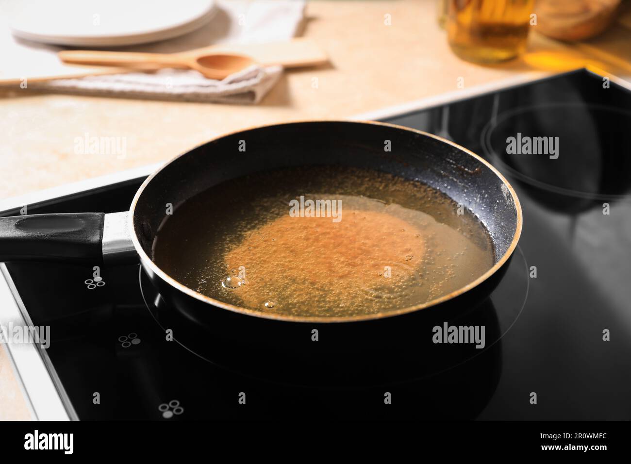 Recycle cooking oil hi-res stock photography and images - Alamy