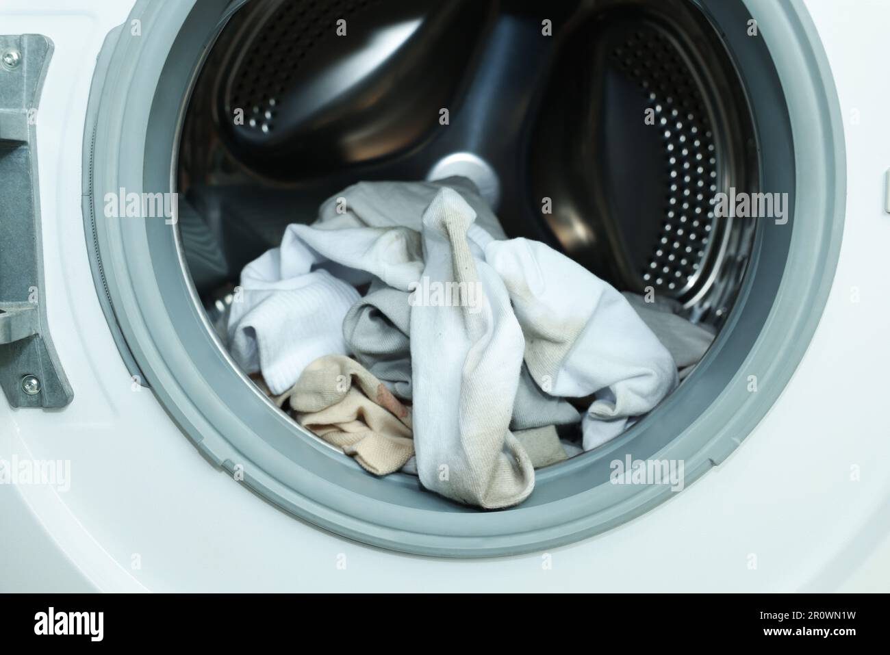 Smelly socks washing machine hi-res stock photography and images - Alamy