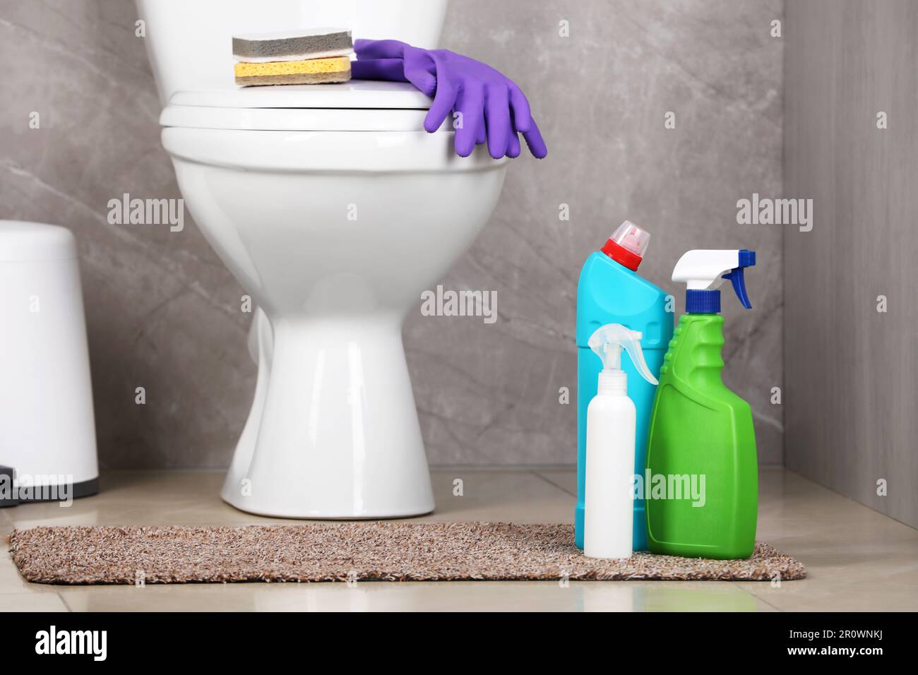 The toilet bowl cleaners hi-res stock photography and images - Alamy