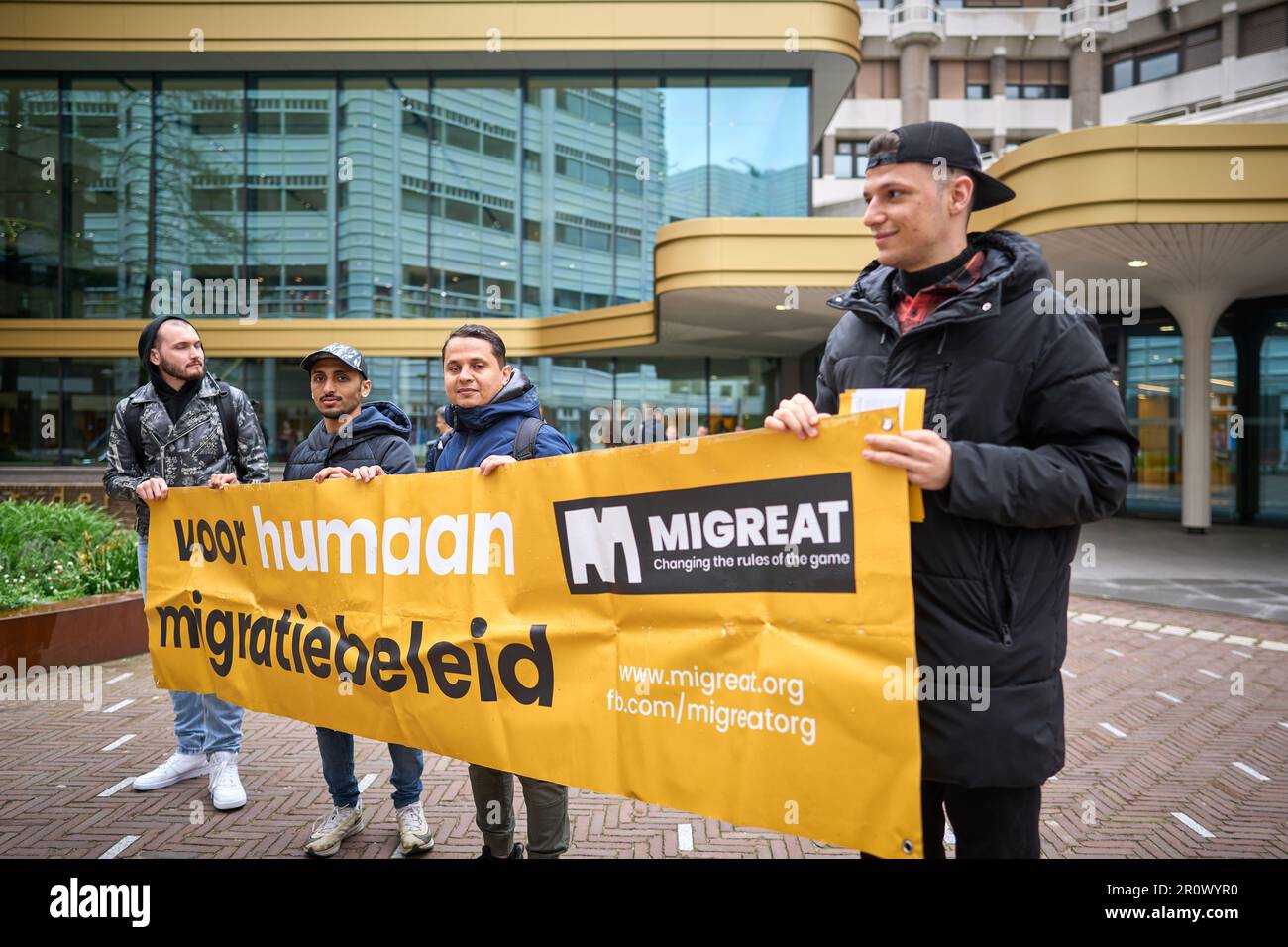 Alieners hi-res stock photography and images - Alamy