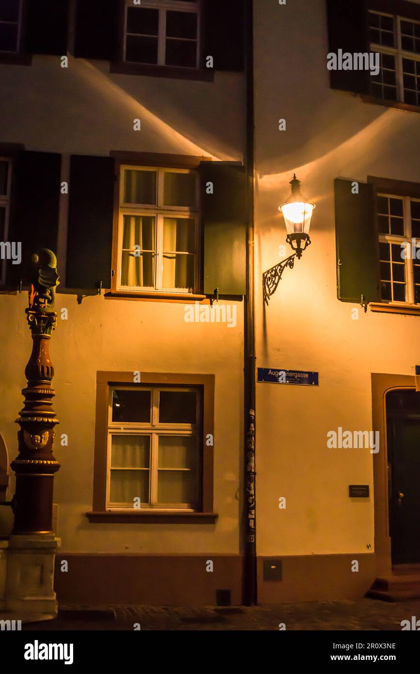 Pedestrianised zone of the Old Town with atmospheric streets and ...