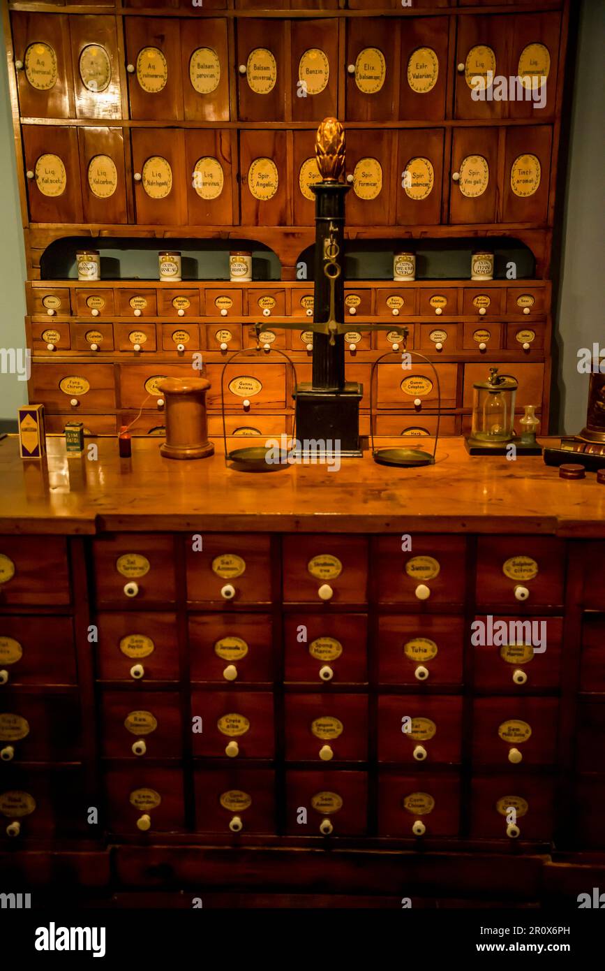 Pharmacy Museum, Castle museum on the history of pharmacy with over ...