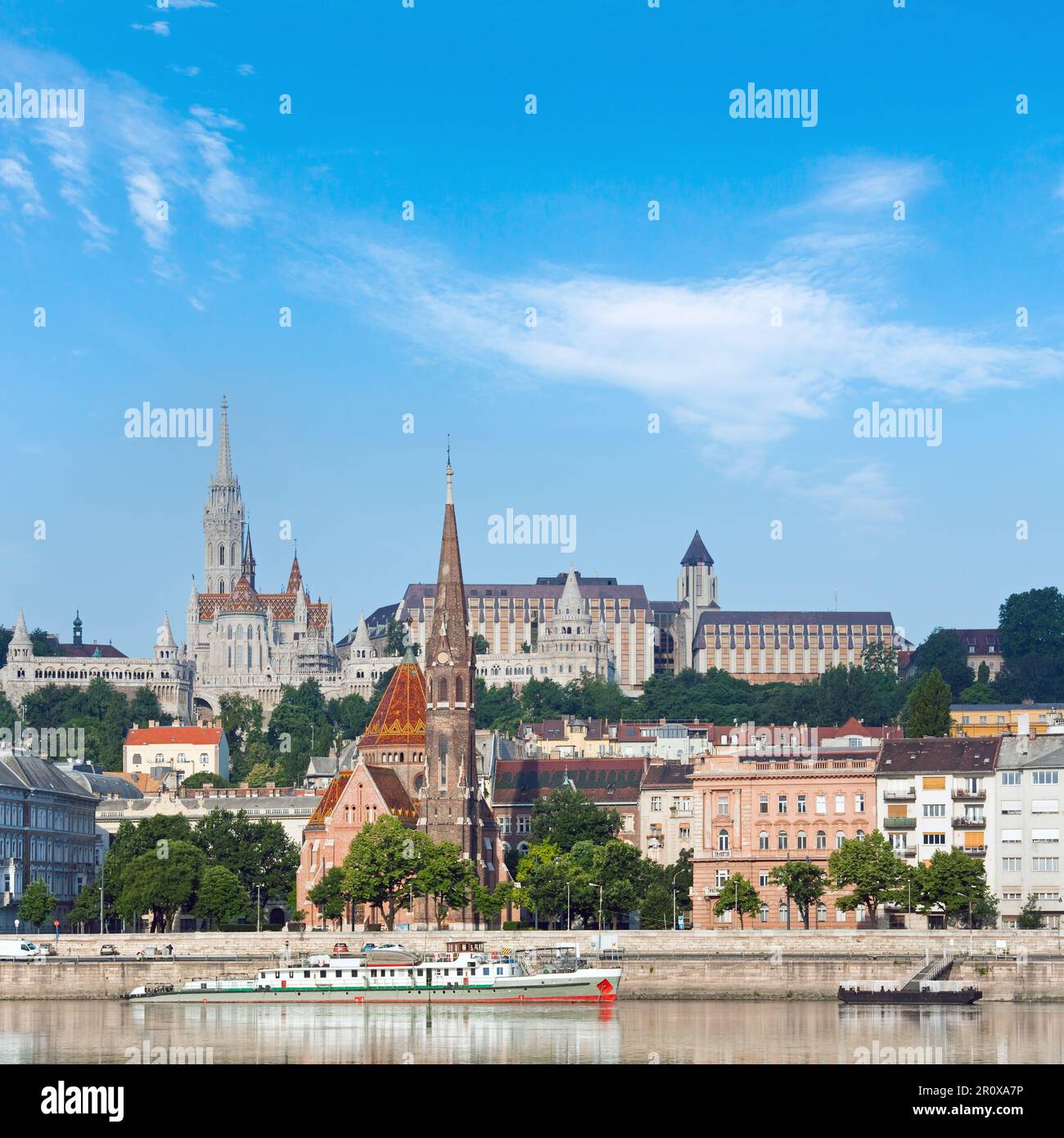 City morning view hi-res stock photography and images - Alamy