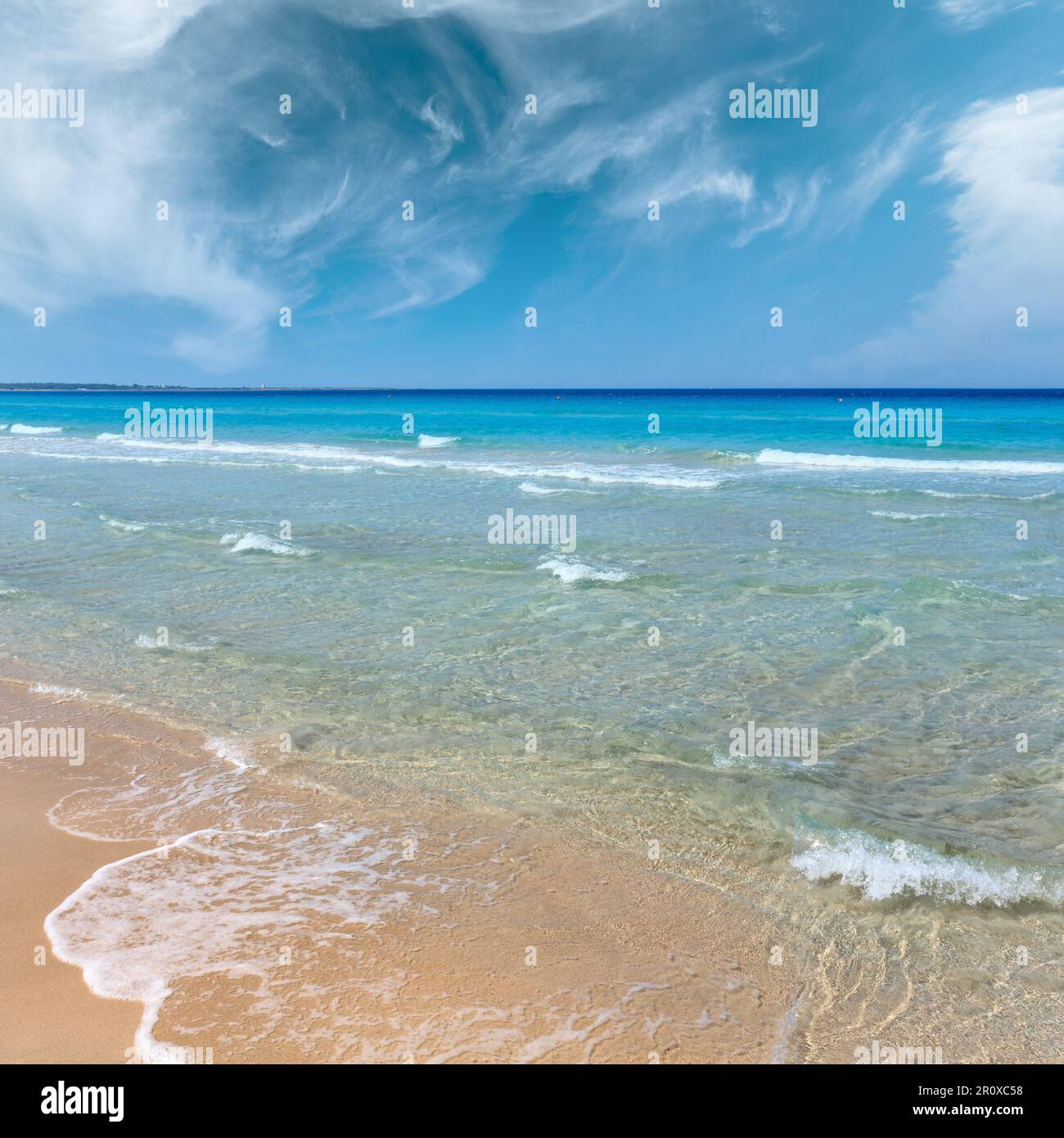Summer beach view hi-res stock photography and images - Alamy