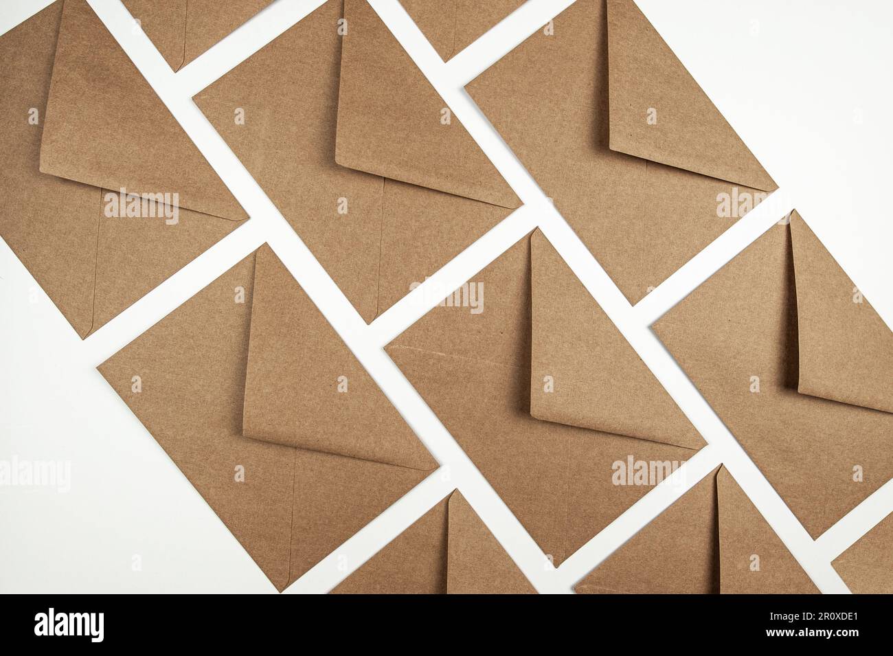 Kraft paper envelopes hi-res stock photography and images - Alamy