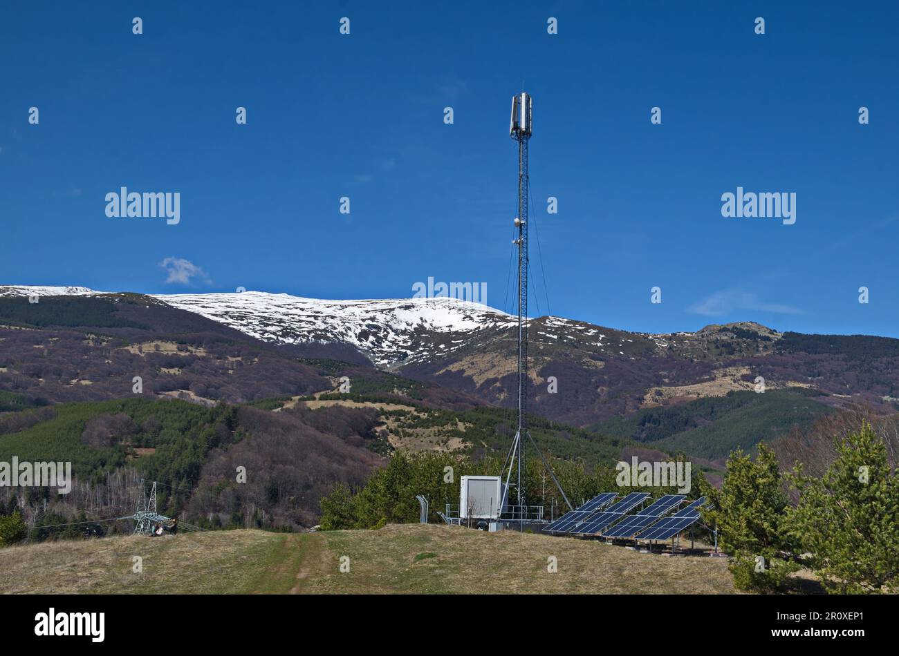Solar antenna hi-res stock photography and images - Alamy