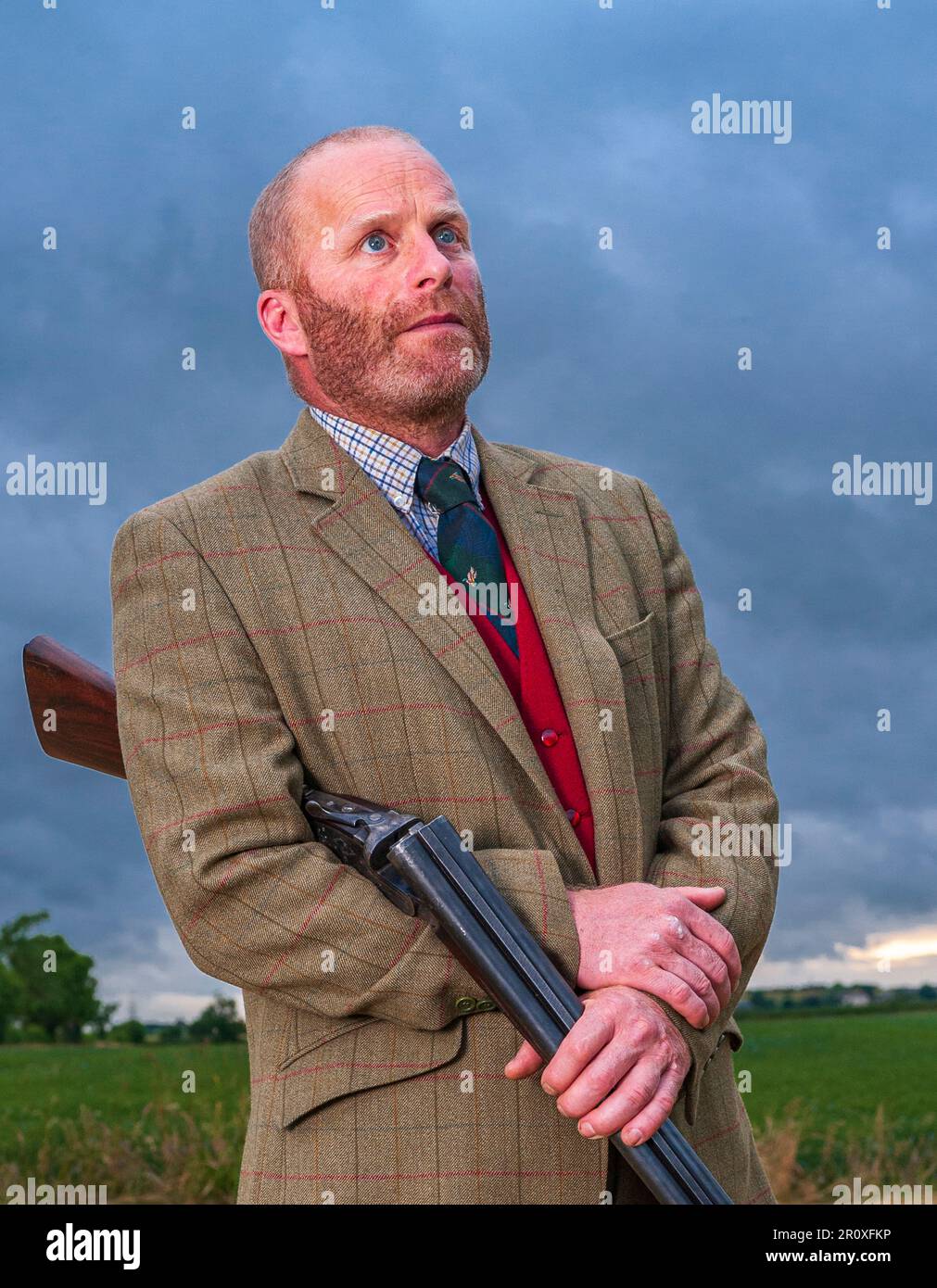 Man in an expensive suit uk hi-res stock photography and images - Alamy