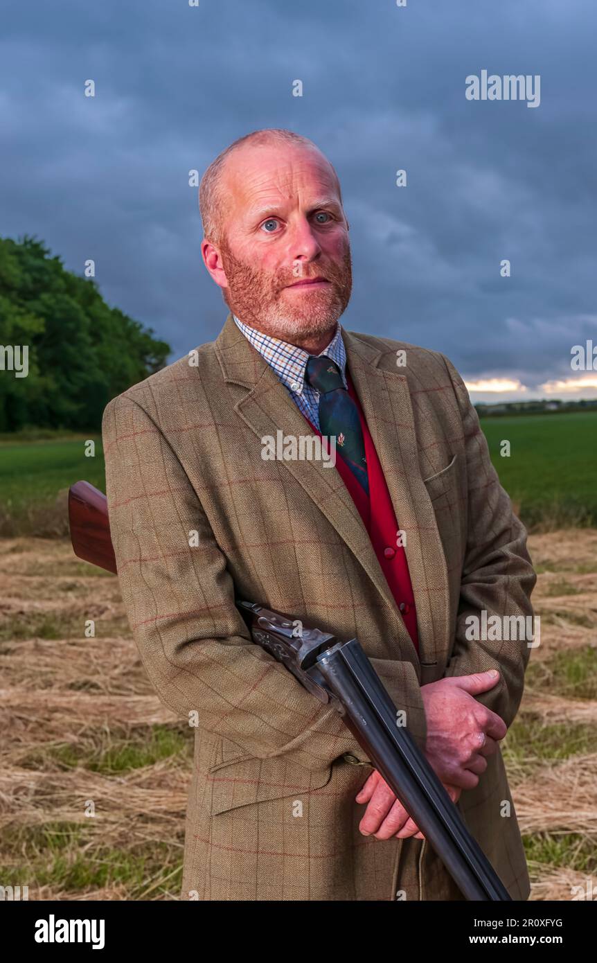 Man in an expensive suit uk hi-res stock photography and images - Alamy