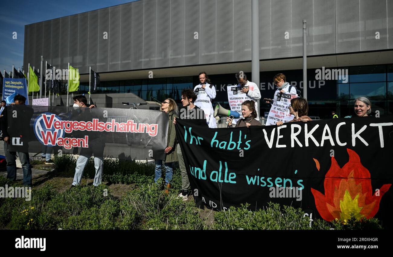Berlin, Germany. 10th May, 2023. Protest action in front of the general ...