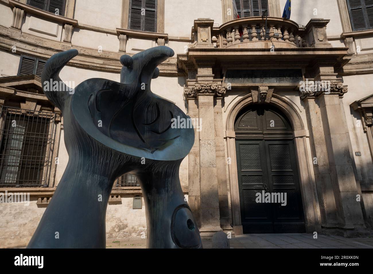 Mere ubu hi-res stock photography and images - Alamy