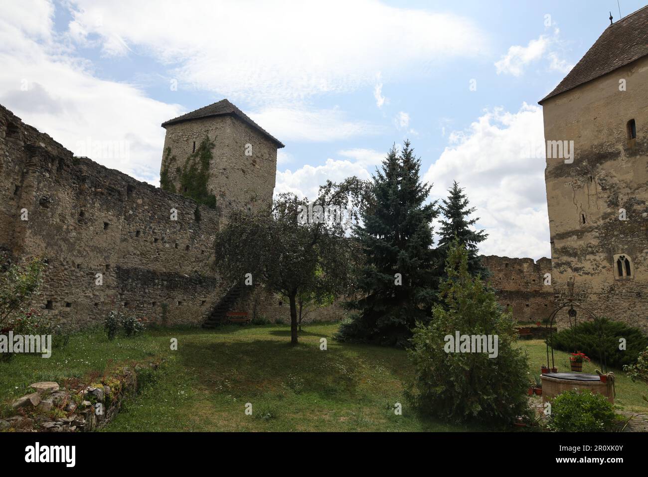 View in inner yard of Câlnic fortified church (Burg Kelling) in ...