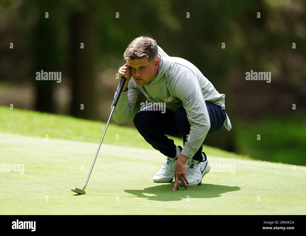 Kipp Popert putts on the 1st during day one of The G4D Open at Woburn ...