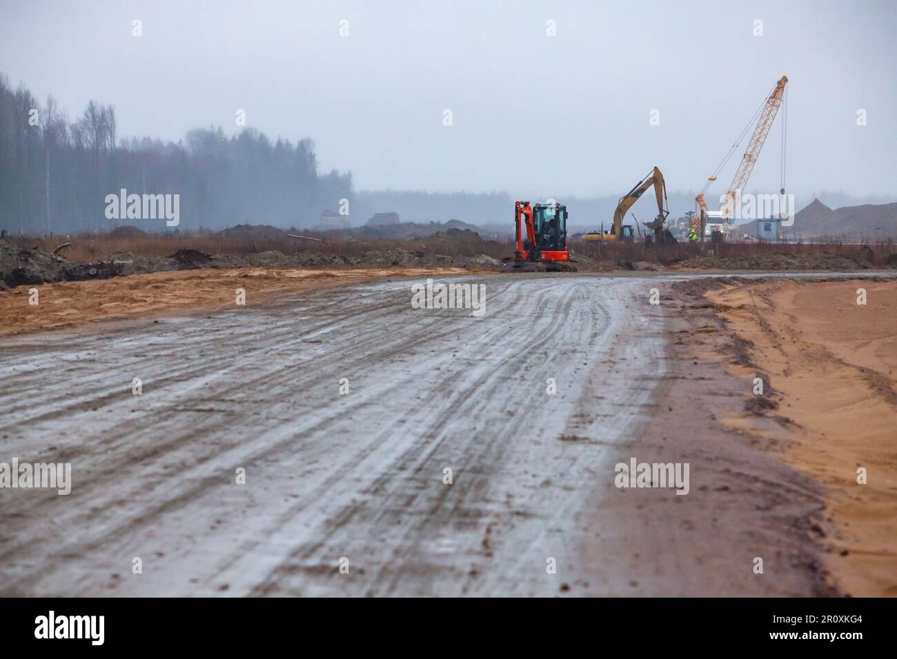 Wet ground hi-res stock photography and images - Alamy