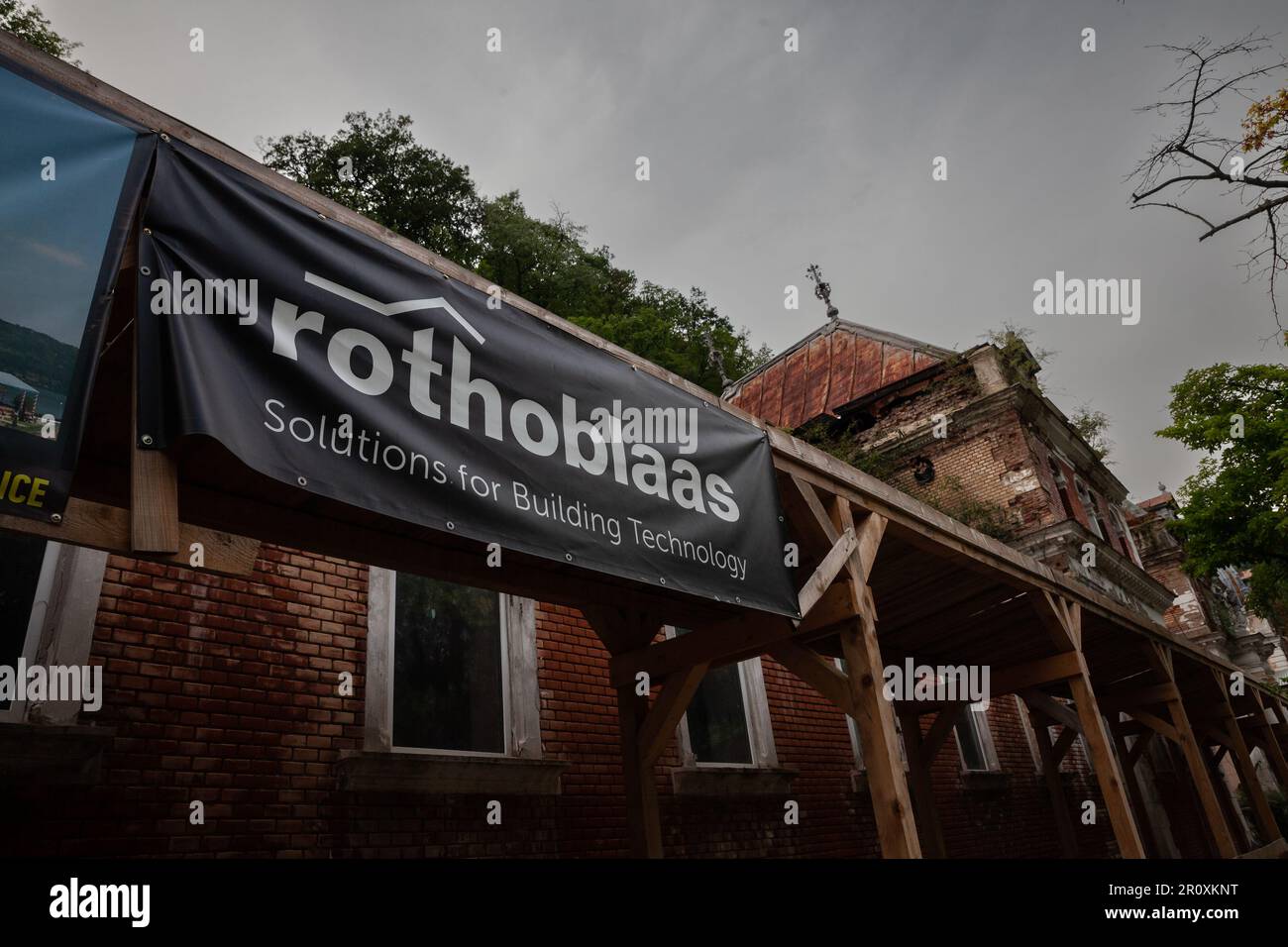 Rothoblaas logo hi-res stock photography and images - Alamy