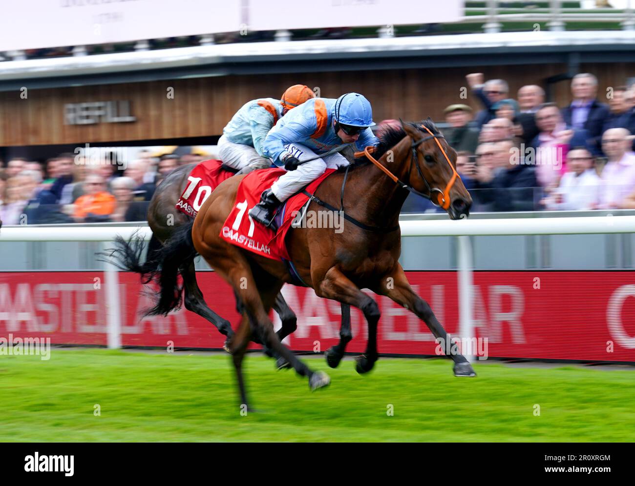 Chester racing 2023 hi-res stock photography and images - Alamy