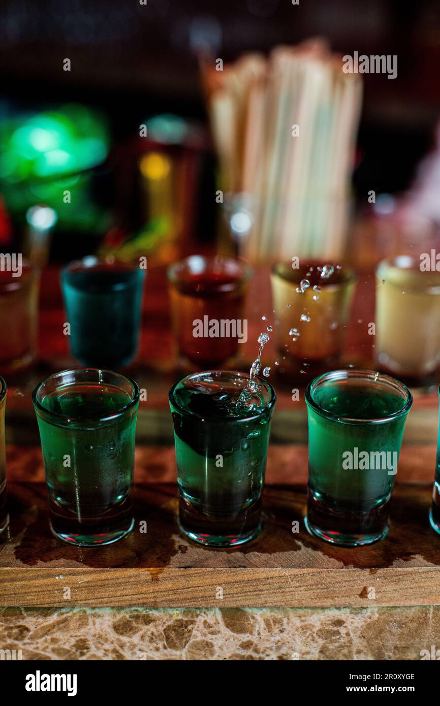 Table rows and columns hi-res stock photography and images - Alamy