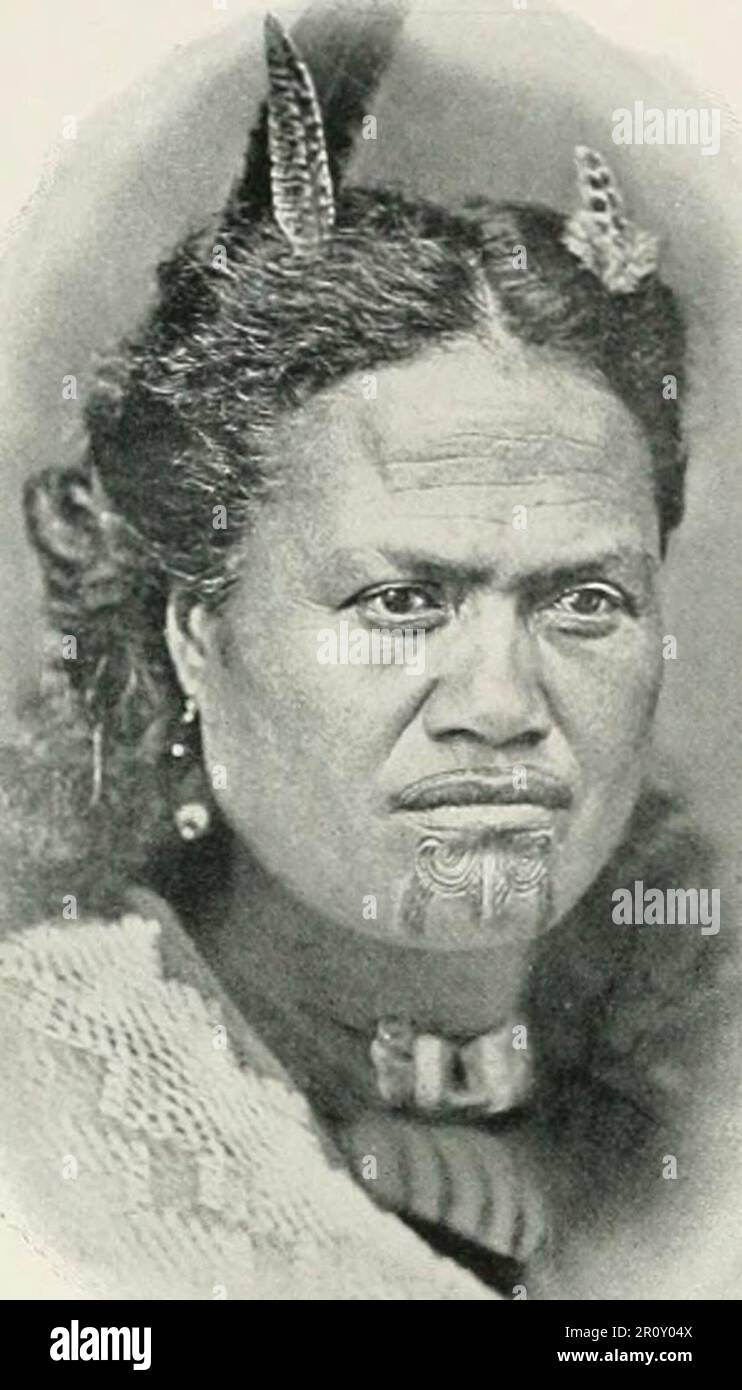 TYPICAL MAORI WOMAN OF HIGH RANK Stock Photo - Alamy