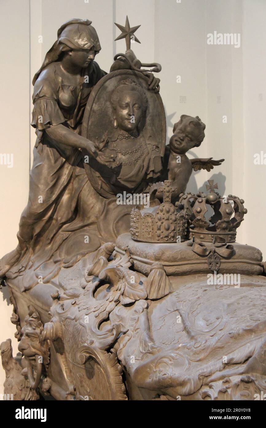 Kaisergruft imperial crypt hi-res stock photography and images - Alamy
