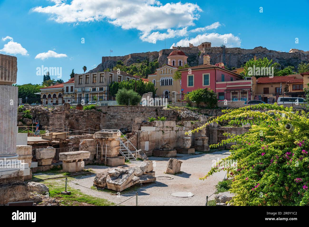 View of the Acropolis from the lively Monastiraki district, Athens ...