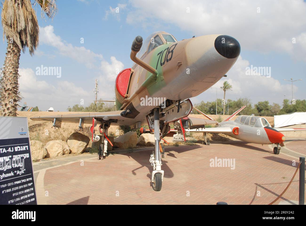 Douglas a4 hi-res stock photography and images - Alamy
