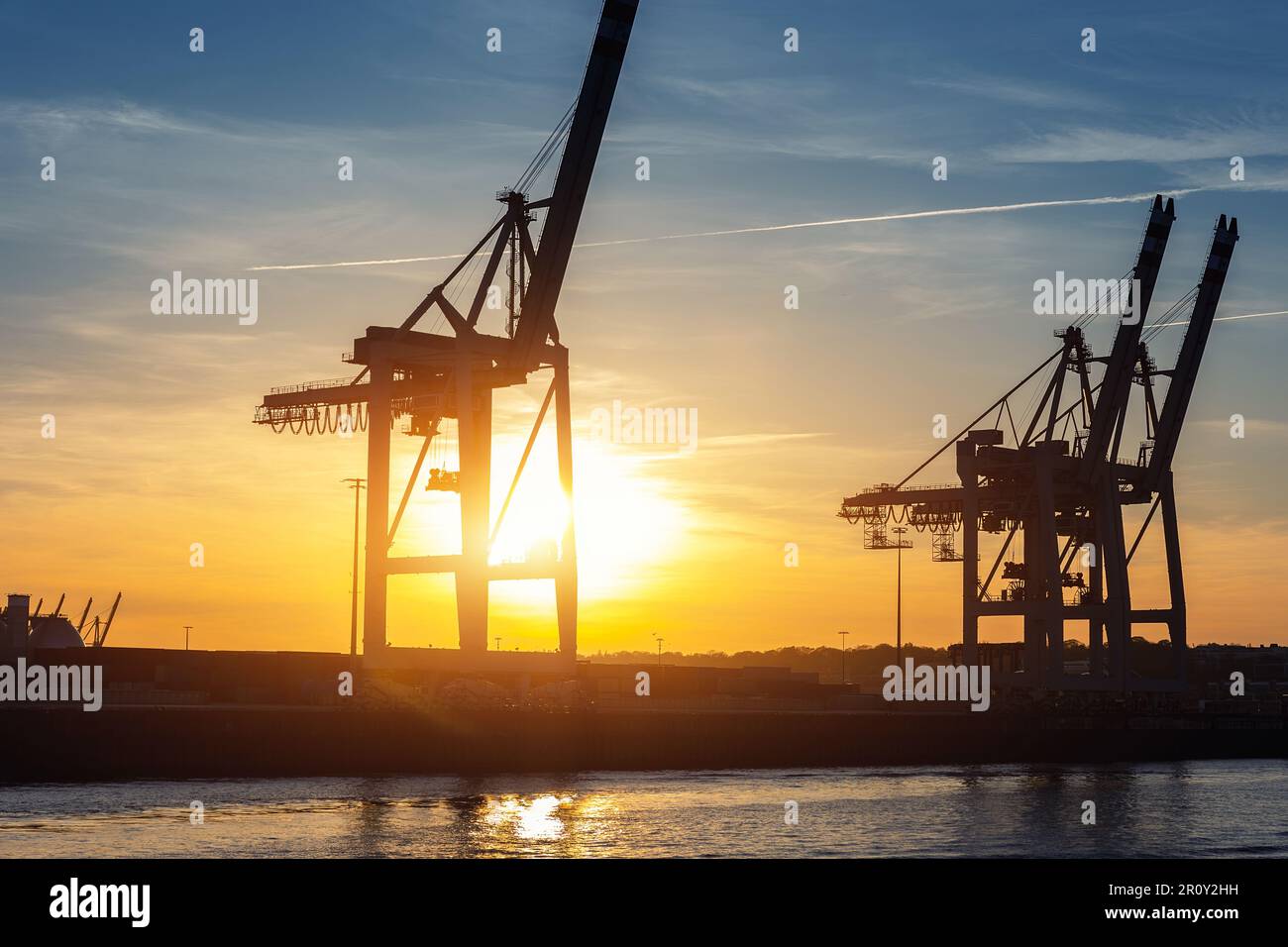 Scenic view row big cargo container ship loading Hamburg city port ...