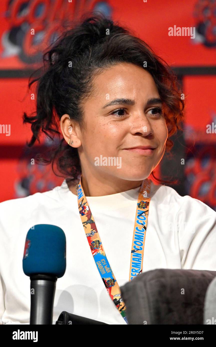 Danielle tabor harry potter hi-res stock photography and images - Alamy