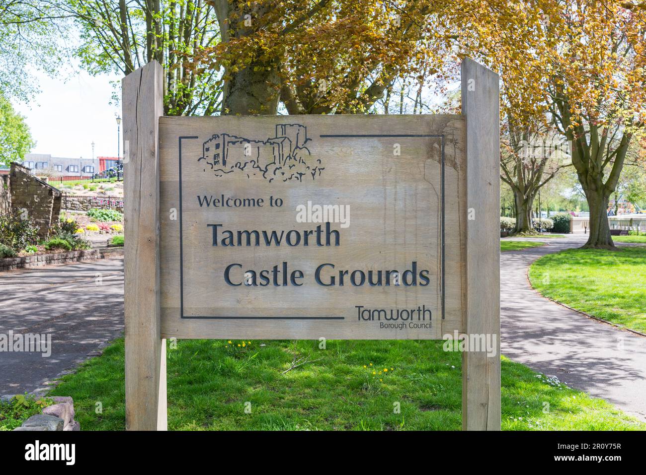 Tamworth Castle which dates back 900 years to Anglo saxon times in ...