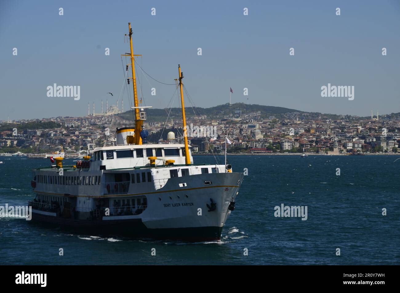 Bosphorus, City Lines Ferry, Blue Sea and Sky, City View. Istanbul ...