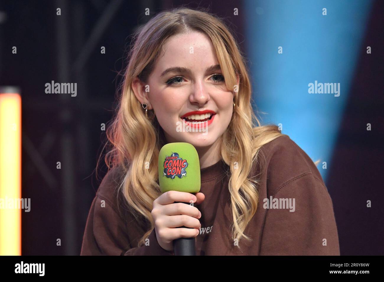 Mckenna grace 2023 hi-res stock photography and images - Alamy