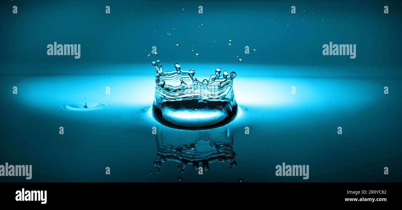Closeup shot water splash hi-res stock photography and images - Alamy