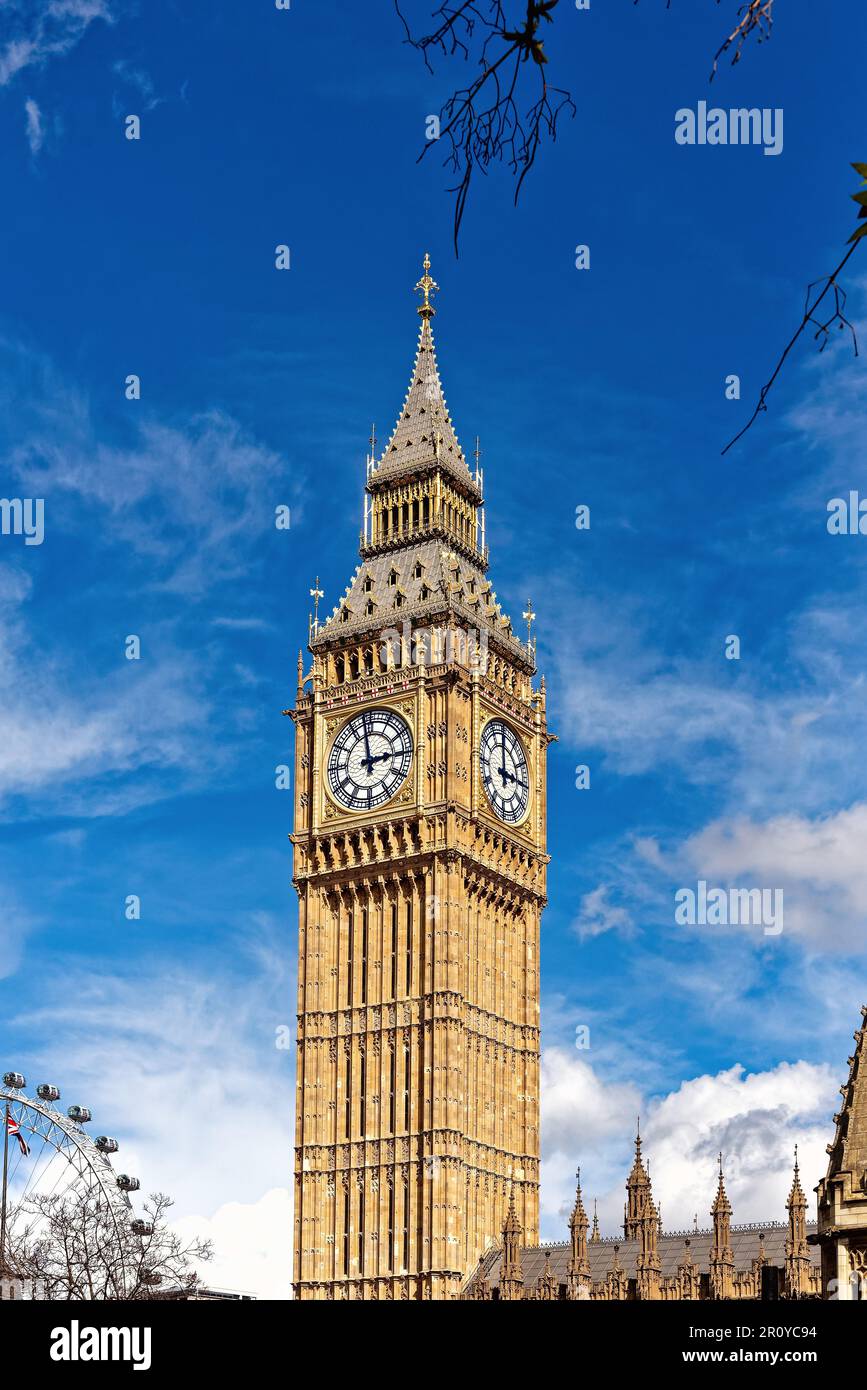 Big Ben or Elizabeth clock tower after extensive renovation on a sunny ...