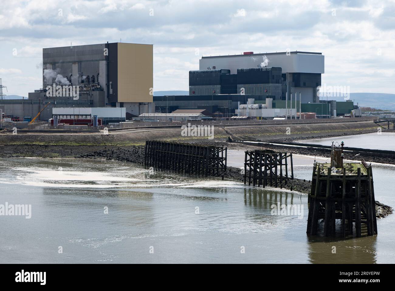 Heysham 1 & 2 Nuclear Power Stations sit on the coast in Lancashire ...