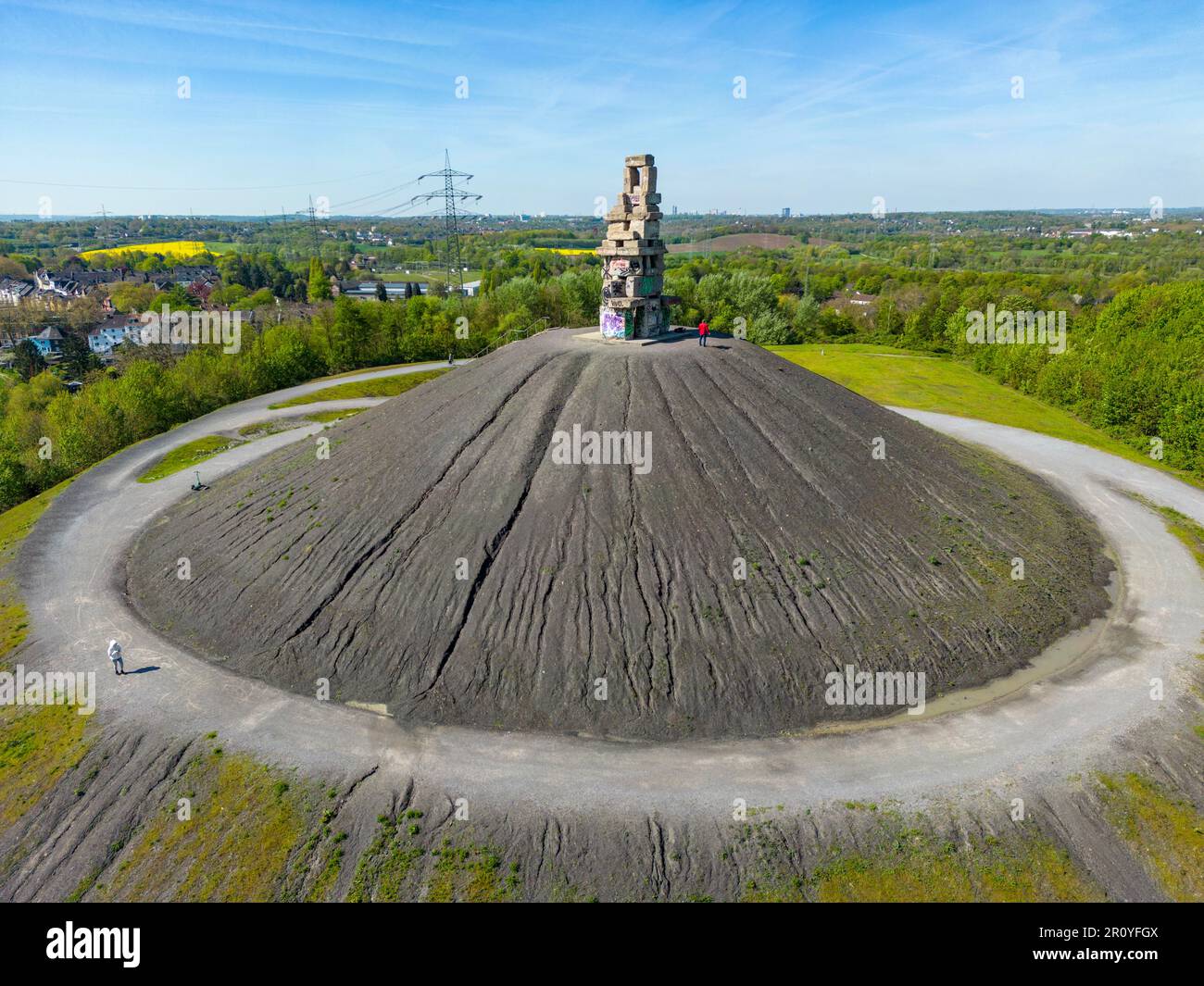 Slag pile hi-res stock photography and images - Alamy
