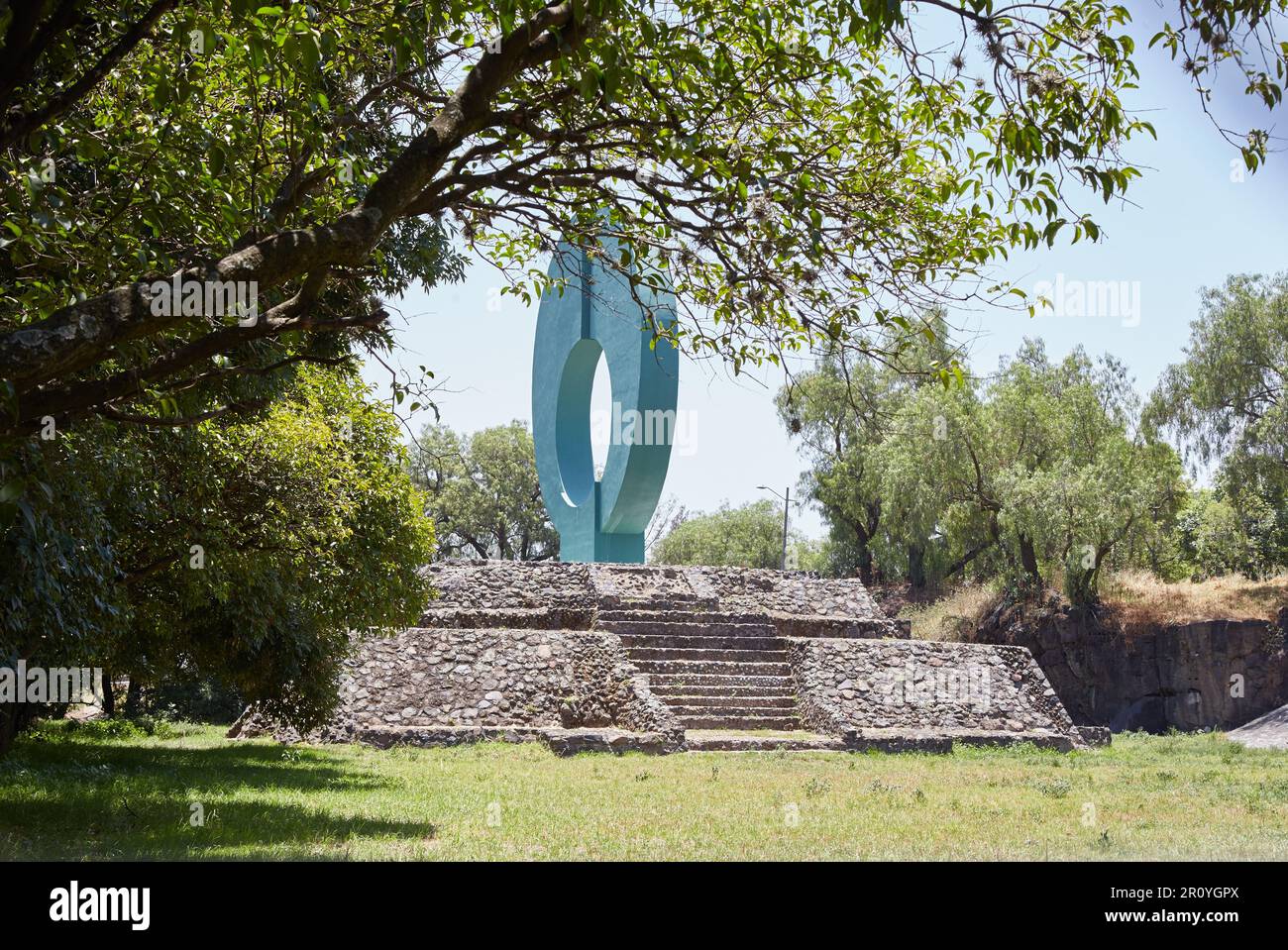The Circular Pyramid of Cuicuilco to the South of Mexico City Predates ...