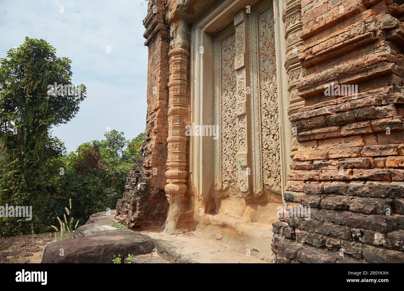 The Unique Baksei Chamkrong Pyramid Temple in Angkor, Cambodia, Outside ...
