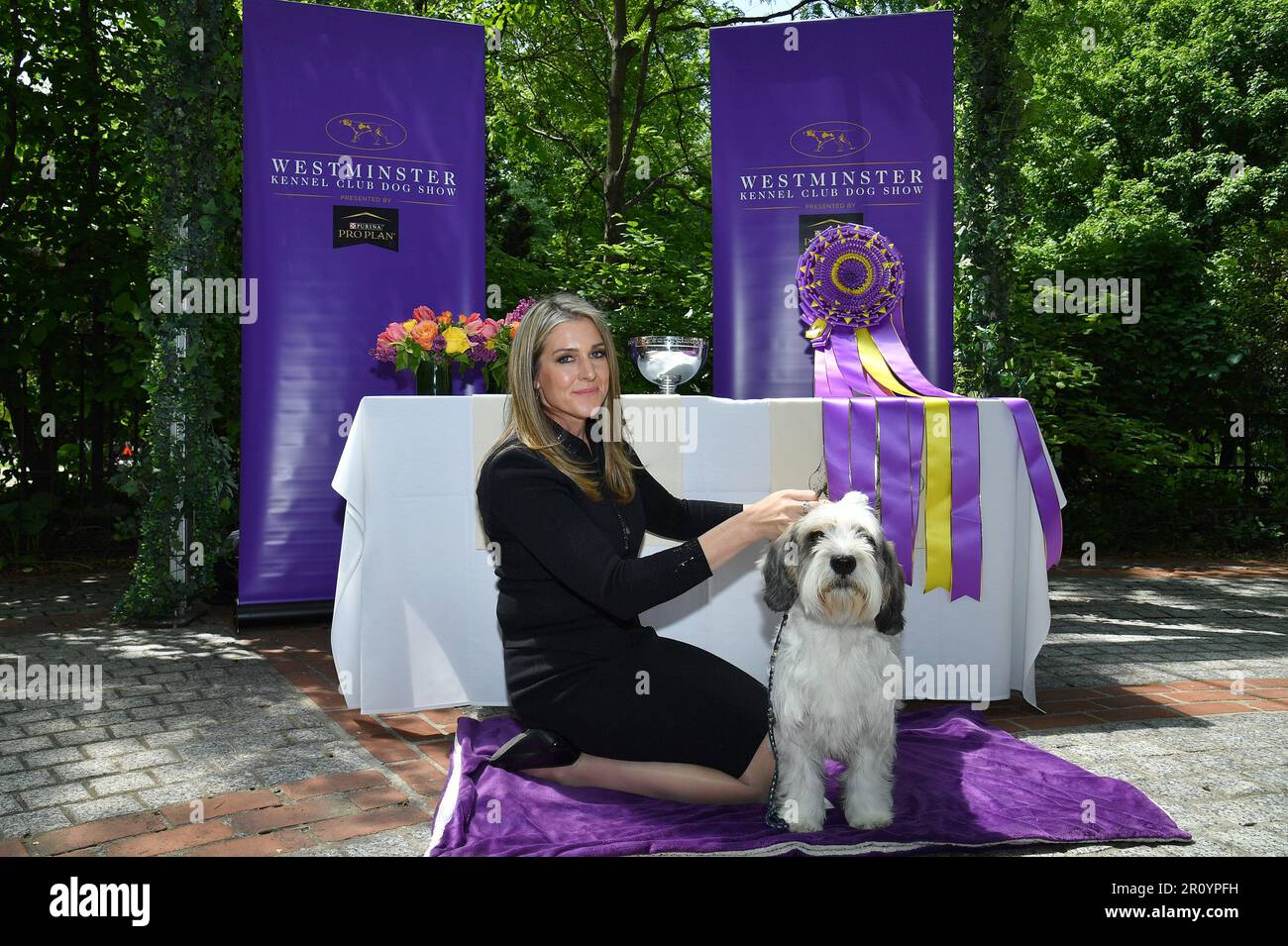 New York, USA. 10th May, 2023. With his handler Janice Hayes, ‘Buddy ...