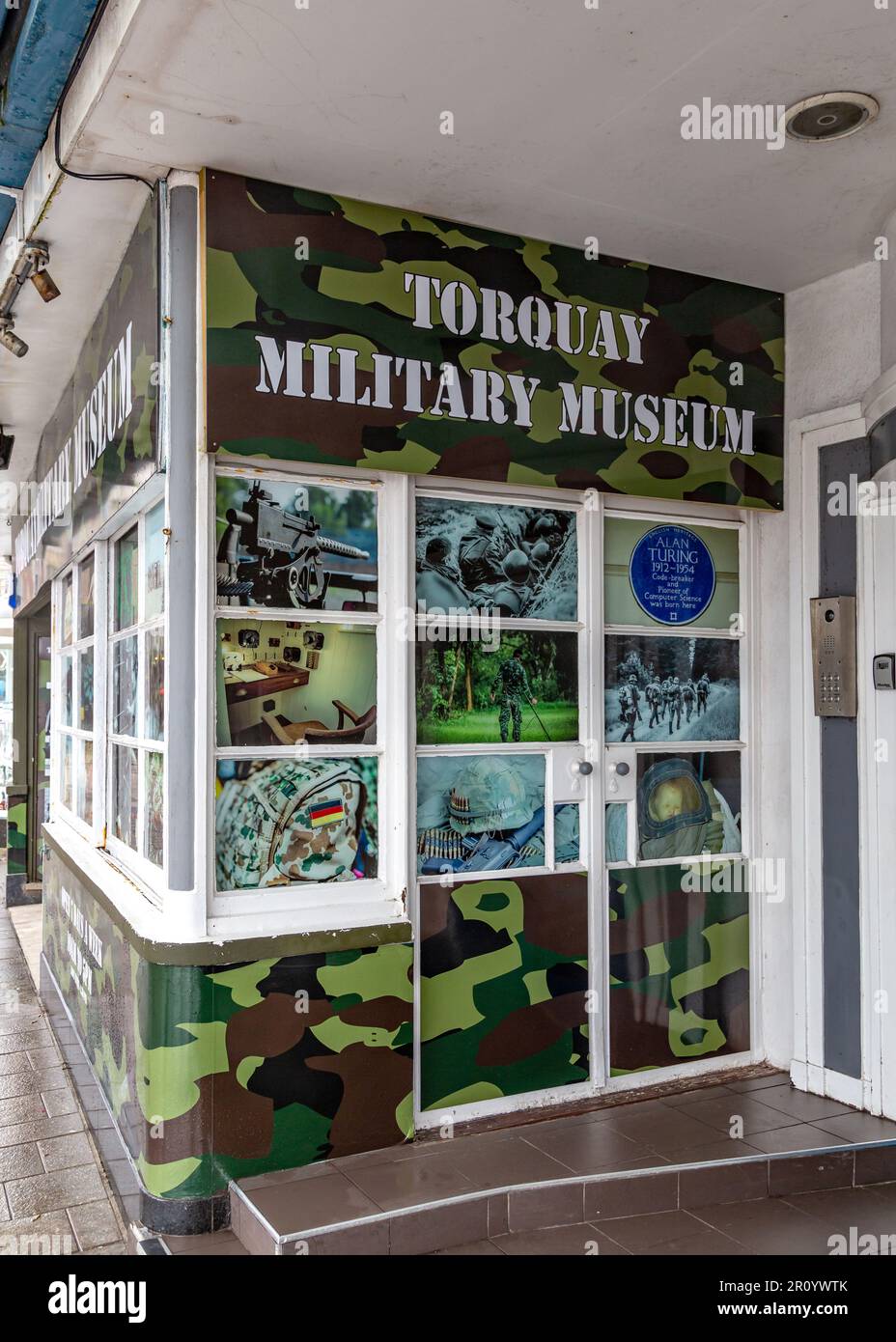 Torquay museum hi-res stock photography and images - Alamy